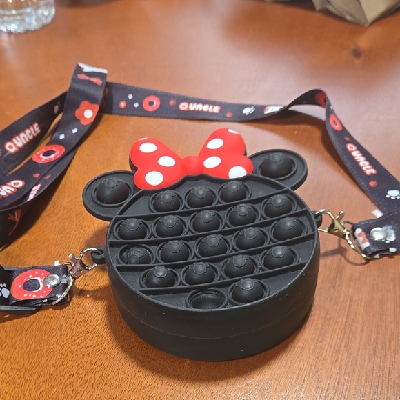 Disney | Accessories | Disney Minnie Mouse Pop It Fidget Purse | Poshmark